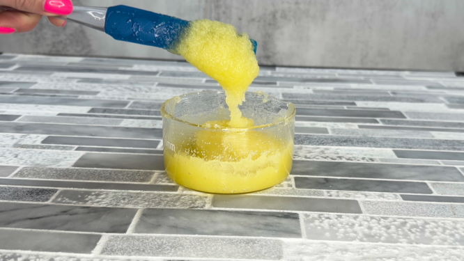 How to Make Emulsified Sugar Scrub (Easy DIY Recipe + Step-by-Step ...